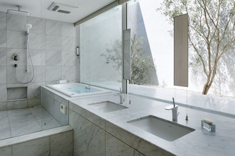 Optical Glass House in Hiroshima, Japan by Hiroshi Nakamura & NAP ...