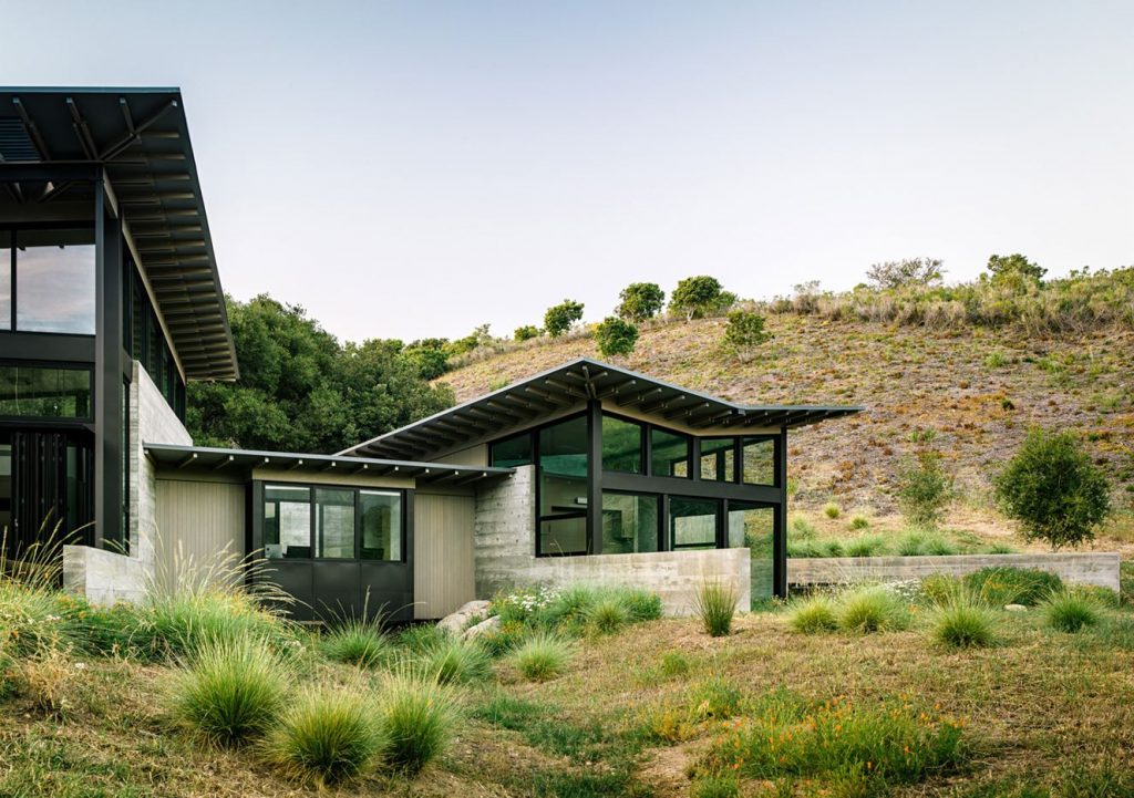 Butterfly House in Carmel, CA by Feldman Architecture - Sohomod Blog