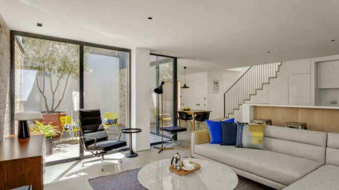 The Grenadier House by Altius Architecture in Toronto, Canada - Sohomod ...