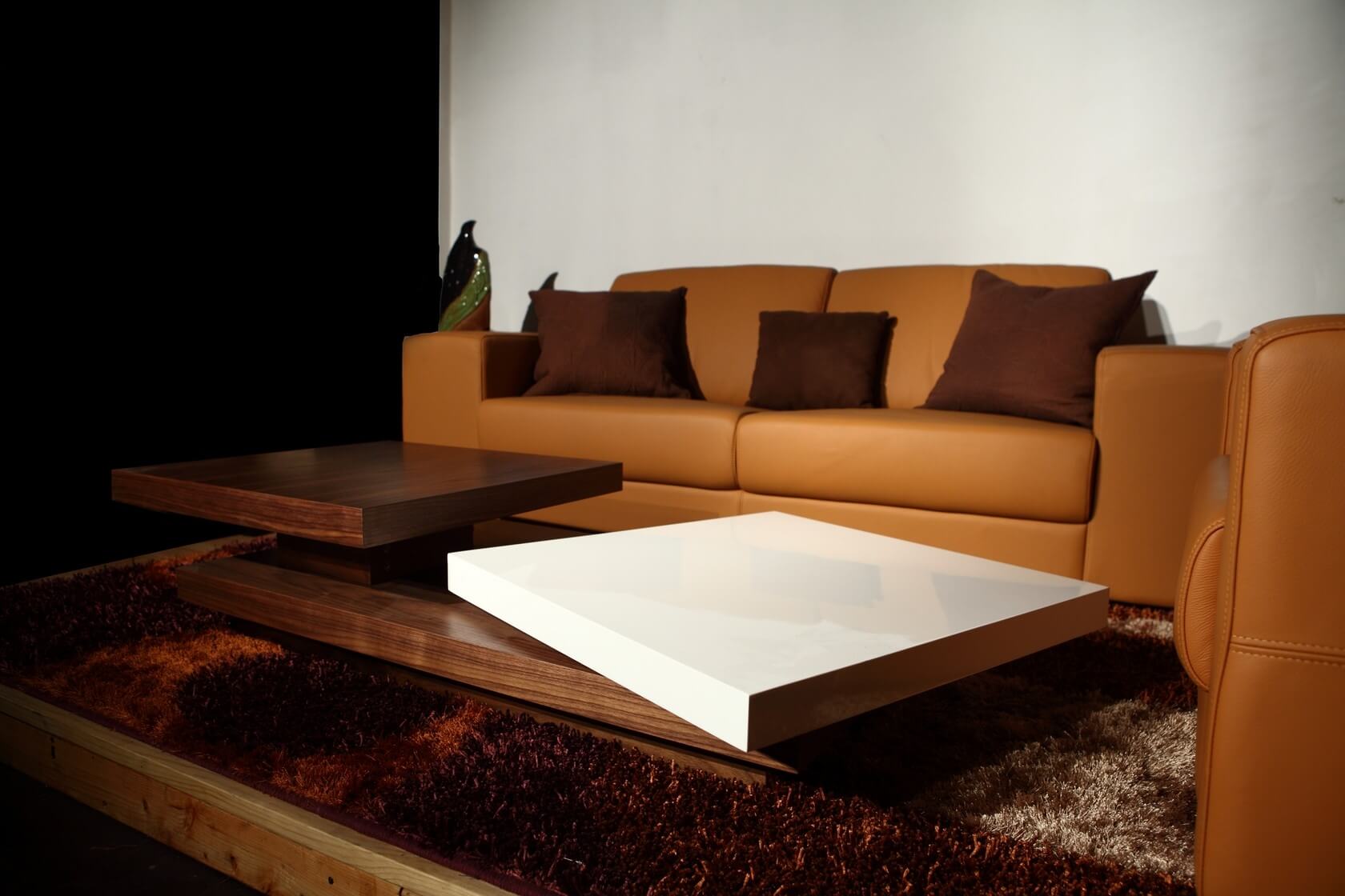 Beverly Hills Action Motion Coffee Table, Walnut/Gloss White