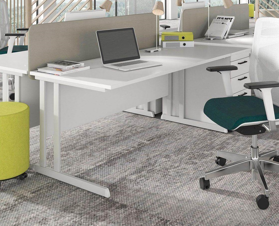 NARBUTAS Optima C 62.9" Cantilever Desk